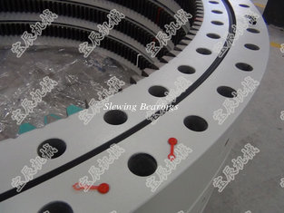 China VSA250955N robotics slewing bearings factory cross roller slewing bearings made in china supplier